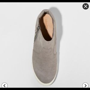 Universal Thread | Shoes | Universal Thread Wedge Platform Sneakers ...